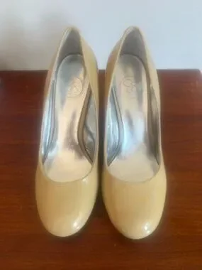 Jessica Simpson | Shoes | Jessica Simpson Womens Calie Patent Beigenude ...